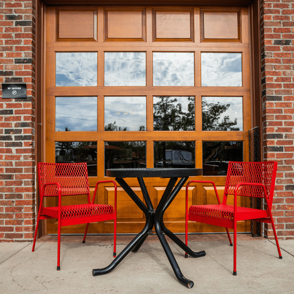 46″ Thermoplastic Expanded Metal Café Table | Picnic Table Supplier
